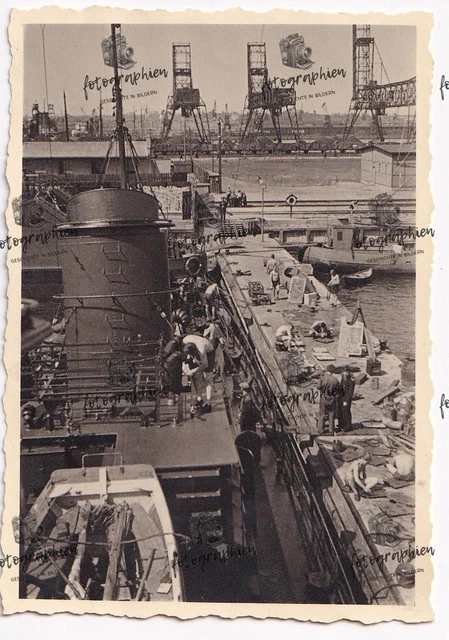 ORGINAL FOTO 2. Weltkrieg Pommern Gotenhafen Hafen Werft Schiff EUR 2 ...