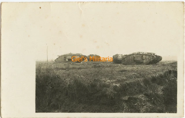 ORIGINAL FOTO WKI erbeutete britische Panzer MKIV (Male), Bourlon ...