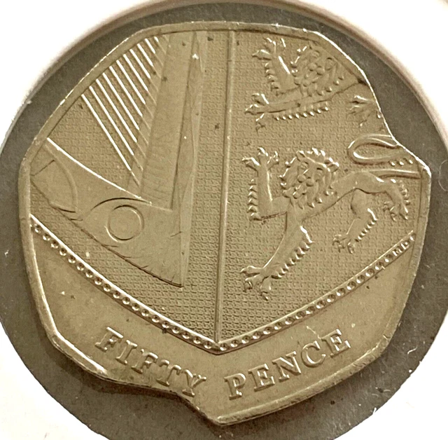 2019 50P SHIELD COIN MINT ERROR COIN. DOUBLE CLIPS CLIPPED PLANCHET ...