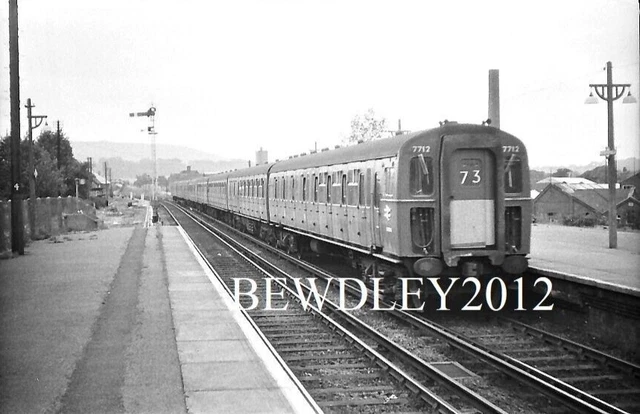 NEGATIVE 35MM UNIT 7712 AT PETERSFIELD STATION DATE UNRECORDED £3.99 ...