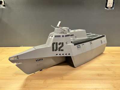 DISNEY PIXAR CARS 2 OIL RIG COMBAT SHIP TONY TRIHULL - LIGHTS UP ...