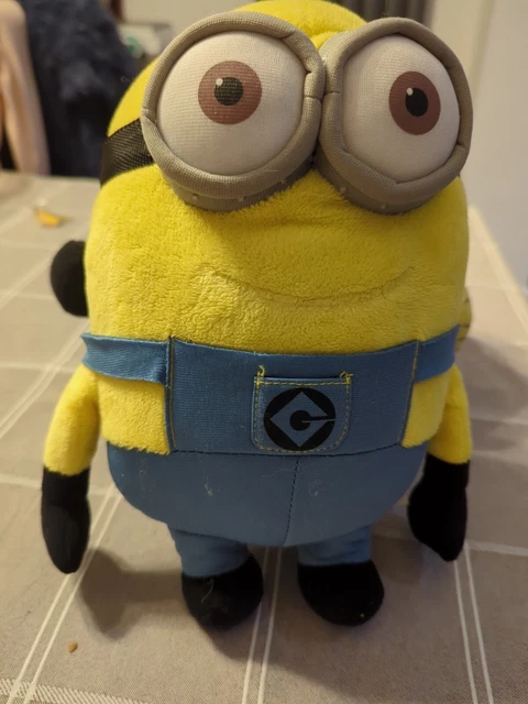 MINION BOB DESPICABLE Me 2 Universal Studios Yellow Soft Toy Plush £7. ...