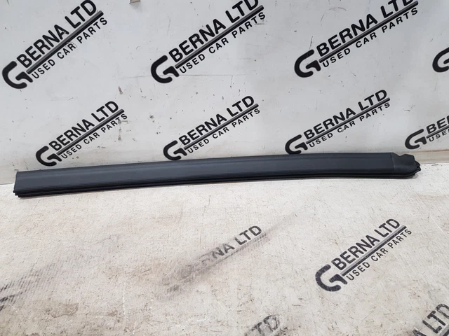GENUINE FORD TRANSIT Custom Body Seal Weather Strip 2663658 Pz31-V20520 ...