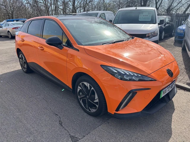 2022 MG MOTOR UK MG4 150kW Trophy EV Long Range 64kWh 5dr Auto electric vehicle £9,999.00 ...