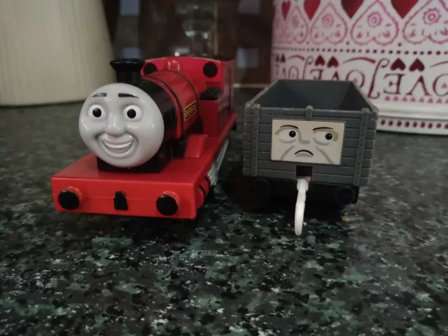 THOMAS AND FRIENDS Mattel Trackmaster motorized battery operated ... THOMAS AND FRIENDS Mattel Trackmaster motorized battery operated ...