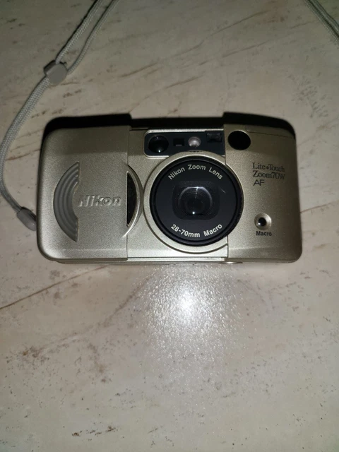 MACCHINA FOTOGRAFICA A rullino Nikon modello lite touch zoom 70W AF EUR ...