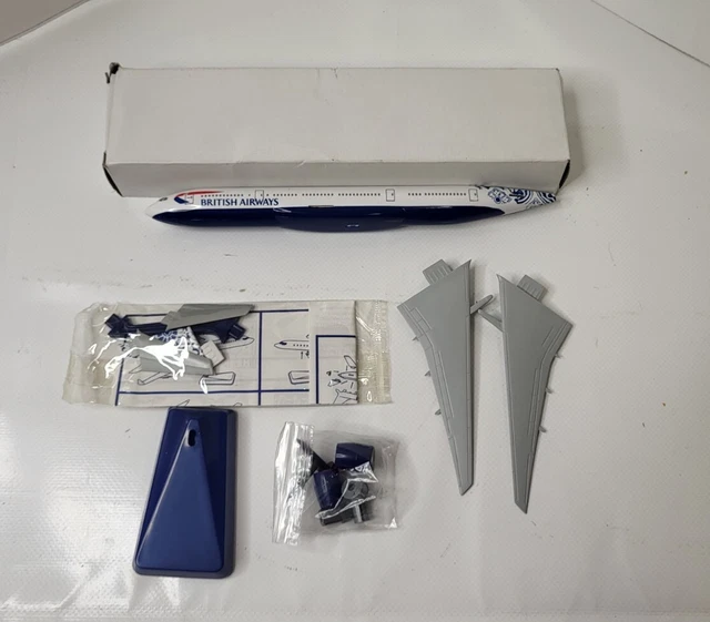VINTAGE BRITISH AIRWAYS BOEING 777 Snap Fit Plastic Model Wooster ...