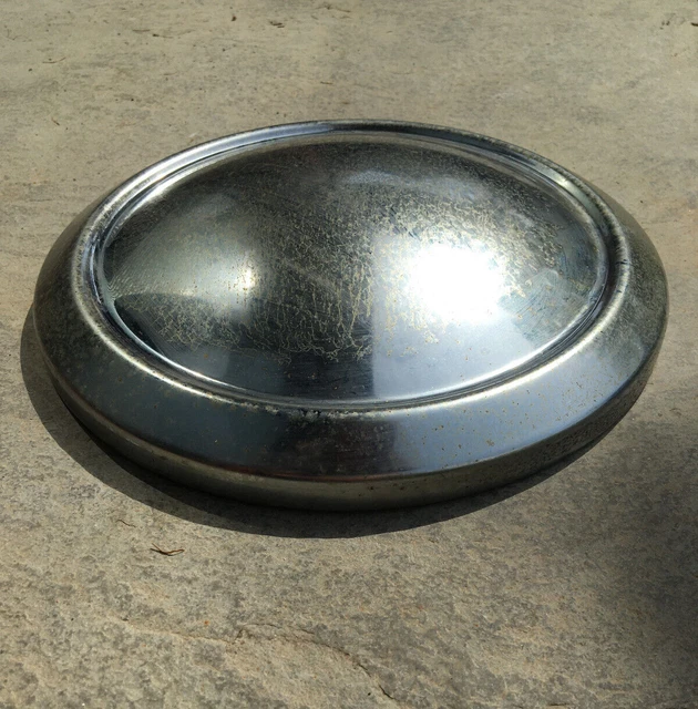 GENUINE NOS? HUB CAP - Possibly for a Leyland Sherpa Van J4 Ju EA ...