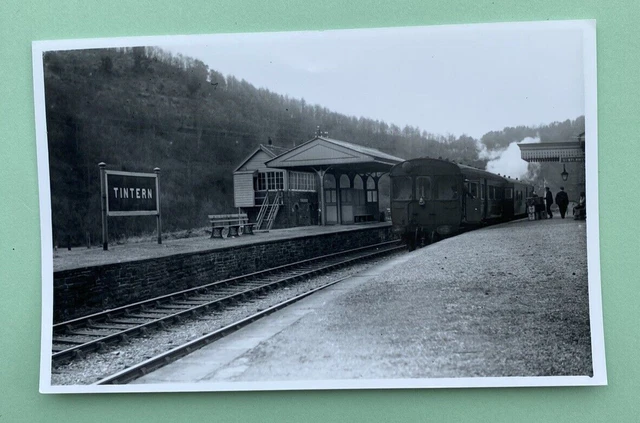 BRITISH RAILWAY LOCOMOTIVE PHOTOGRAPH - TINTERN STATION - GWR - 1910's ...