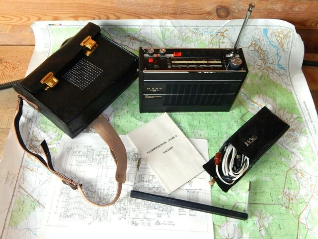 RARE VINTAGE MILITARY Transistor Radio Mayak-2 FULL KIT New from... £ ...