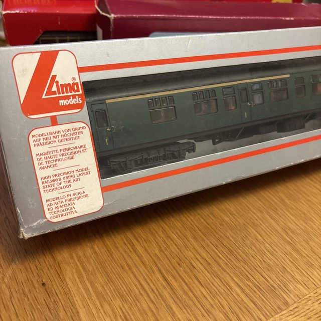 LIMA OO GAUGE Model Railways Maroon Corridor Coach Boxed £9.99 ...