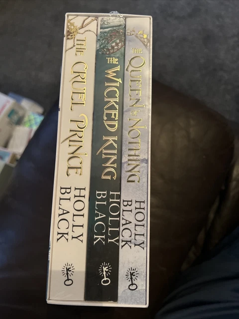 FOLK OF THE Air Series Boxset-Cruel Prince,Wicked King,Queen Nothing-Holly Black EUR 11,70 ...