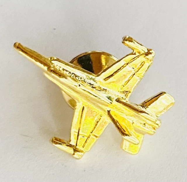 MILITARY FIGHTER JET Airplane Pin Badge Rare Vintage (M11) EUR 7,40 ...