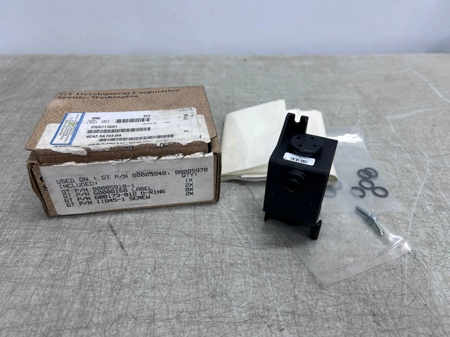 INTERNATIONAL NAVISTAR 2506711C91 Solenoid Air Control Valve Horn Brake ...