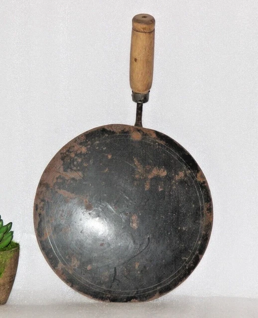 TRADITIONAL CHAPATI/BREAD MAKING Black Iron Pan Desi Tawa With Handle ...