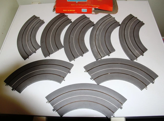 TRIANG MINIC MOTORWAYS M1611 90deg Bend x 8 Grey + Box £3.84 - PicClick UK
