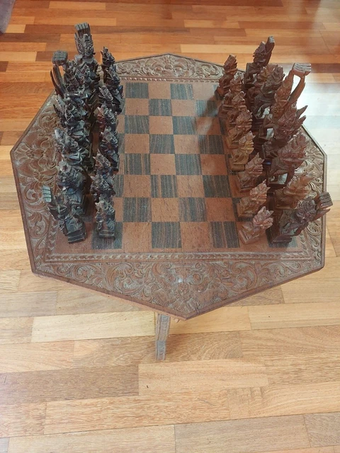 ANTIQUE STYLE CHESS Set and Table, Medieval Chess Pieces Handmade Wood ...