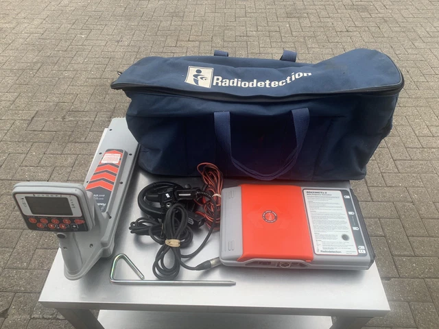 RADIODETECTION RD400 PXL Scanner with RD433HCTx2 Transmitter £695.00 ...