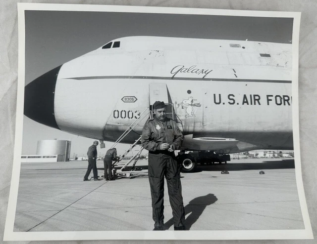 VINTAGE GLOSSY PHOTO Edwards AFB California USAF AFTC #39 Lockheed ...