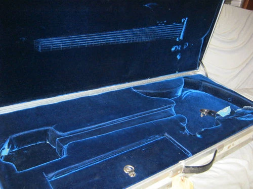 80'S BC RICH MOCKINGBIRD CUSTOM DELUXE FLIGHT CASE EUR 340,19 - PicClick FR
