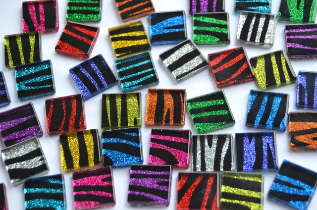 40 ST. GLAS Mosaiksteine mit Glitzer Zebra Muster bunt 2x2cm ca.140g EUR 4,99 - PicClick DE