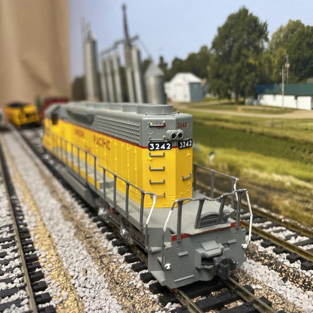 HO SCALE, KATO EMD SD40-2 “Union Pacific” #3242 DCC $137.77 - PicClick CA