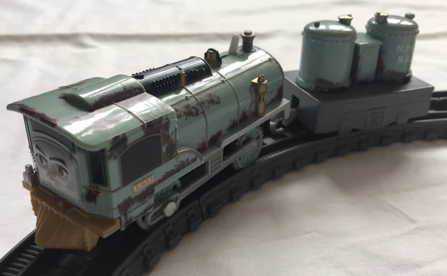 THOMAS & FRIENDS Trackmaster Motorised Lexi Train And Carriage £7.65 ...