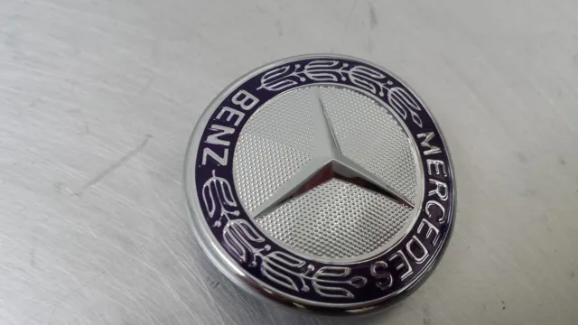 MERCEDES-BENZ EMBLEM STERN W211 W212 E-Klasse W221 S-Klasse A2218170016 ...