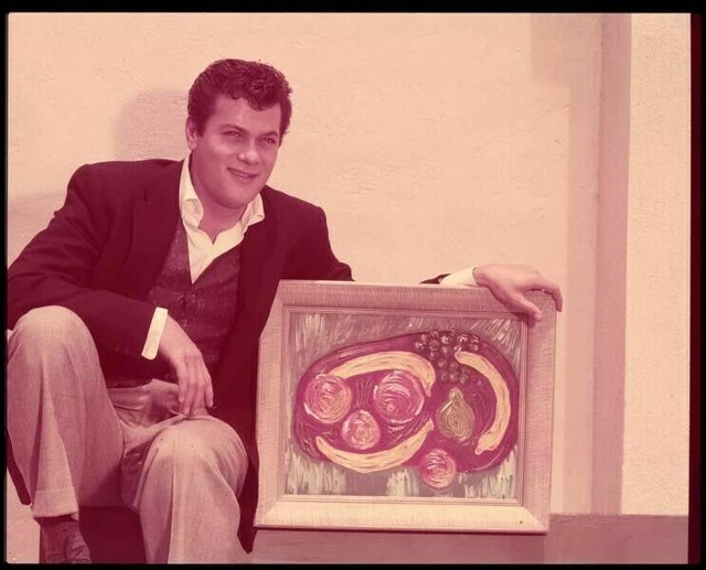 TONY CURTIS POSING with his painting artwork Original 5x4 Transparency ...