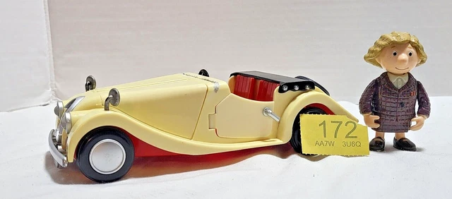 POSTMAN PAT DR Sylvia Gilbertson And Friction Morgan Car (See ...