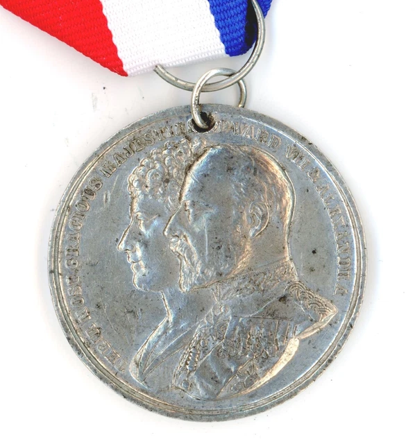 CORONATION OF KING Edward VII 1902 medal medallion white metal antique ...