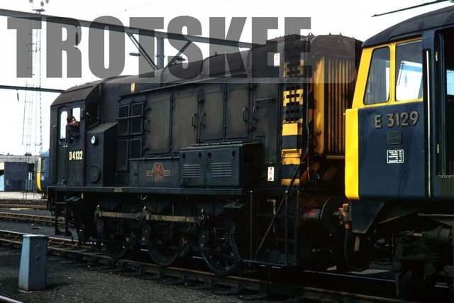 35MM SLIDE BR British Railways Diesel Loco Class 08 D4132 1971 Original ...