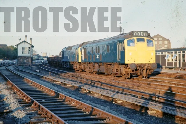 35MM SLIDE BR British Railways Diesel Loco Class 26 26042 Warrington ...