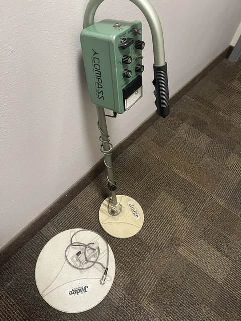 METAL DETECTOR COMPASS Judge 2 with 8”and 12” coils $50.00 - PicClick CA