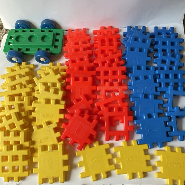 LITTLE TIKES WEE Waffle Blocks Toddle Tots Green Truck Car BASE Wheels ...