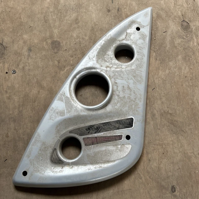 SWIFT KONTIKI MOTORHOME rear light housing assembly for the right-hand ...