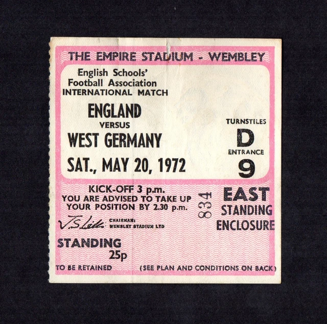 1972 ENGLAND V WEST GERMANY SCHOOLBOYS SCHOOLS INTERNATIONAL @ WEMBLEY ...