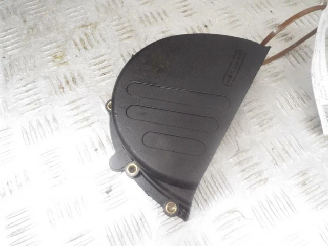 TRIUMPH DAYTONA 955I 2002 Engine Front Sprocket Cover Case Casing £19. ...