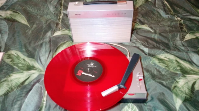 VINTAGE PHILIPS ALL transistor portable record player in great working ...