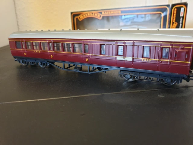MAINLINE 37-110 LMS 57' 3rd class brake corridor coach 5327 crimson £11 ...