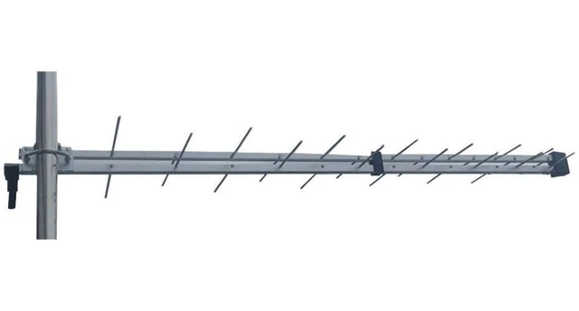 28-ELEMENT UHF LOG-PERIODIC TV Aerial, Channels 21 - 60 - BLAKE UK ...