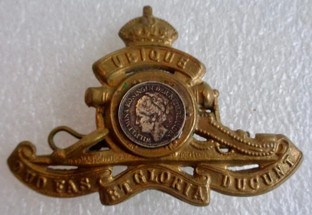 WW1/WW2 ROYAL ARTILLERY Brass Cap Badge - Trench Art French Coin to ...