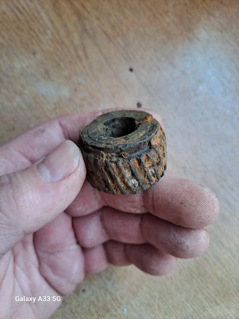 SMALL INDUSTRIAL REVOLUTION Iron Cog Wheel c1760-1820 £6.75 - PicClick UK