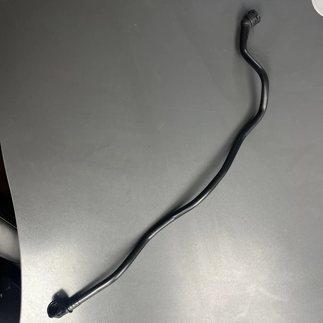 NEW GENUINE MERCEDES Benz Actros coolant line A4702009552 A4702003852 £ ...