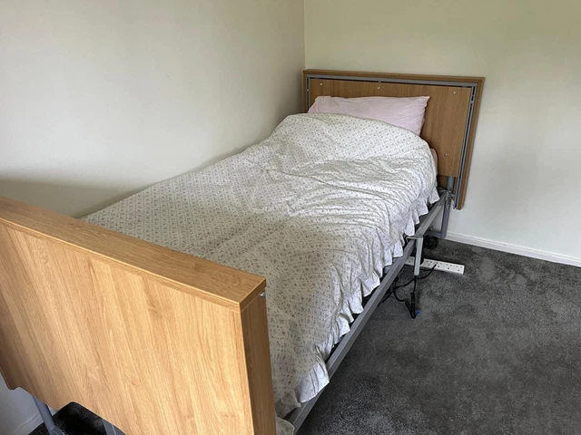 OPERA CLASSIC LOW Profiling Bed - Barely Used £600.00 - PicClick UK