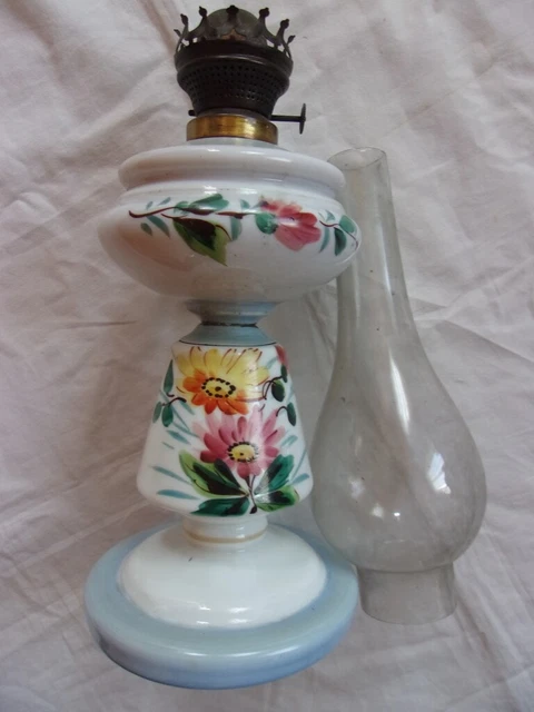 ANTIQUE OPALINE OIL Lamp £52.41 - PicClick UK