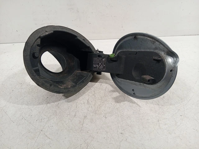 TRAPPE DE RÉSERVOIR de carburant BMW 1 serie 2004 - 2011 51177069449 ...