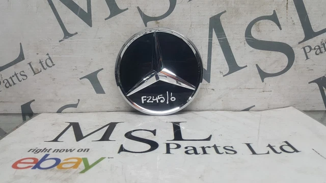 MERCEDES BENZ W205 C Class Boot Lid Emblem / Badge A2058100018 ...