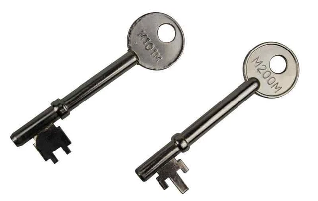 UNION KEY & Yale Key To Ref No M101M - M200M Pre Cut Mortice Key £2.75 ...