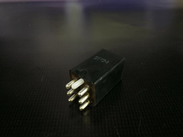 MERCEDES W123 W126 R107 Wiper Windshield Relay 000 821 08 63 £16.90 ...